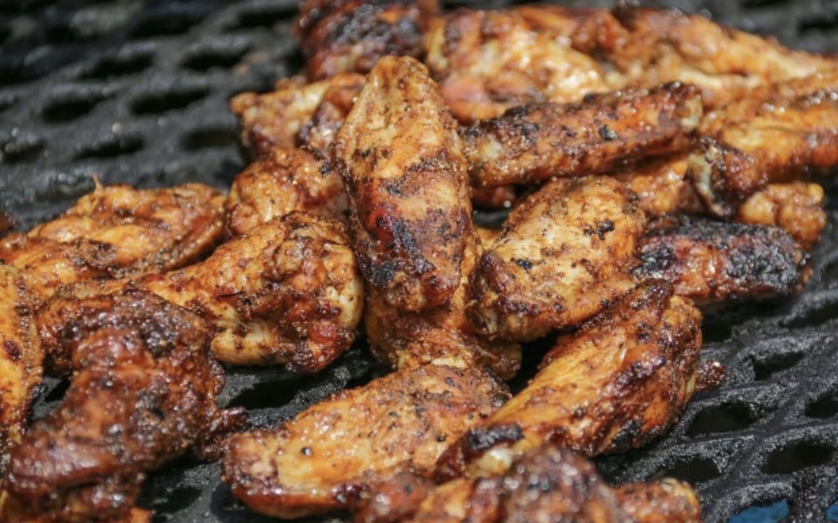 Four Pegs Smokehouse & Bar - Louisville Wing Week