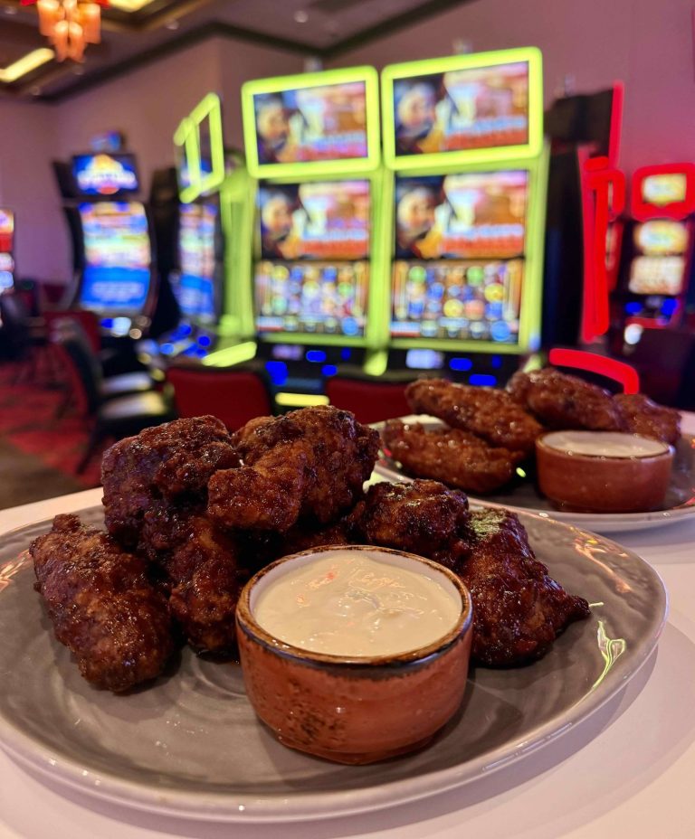 1st Turn Sports Bar | Derby City Gaming Downtown - Louisville Wing Week